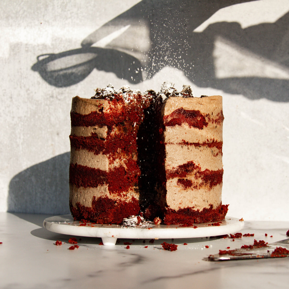 Red Velvet Cookies and Cream – Nuez de Azahar